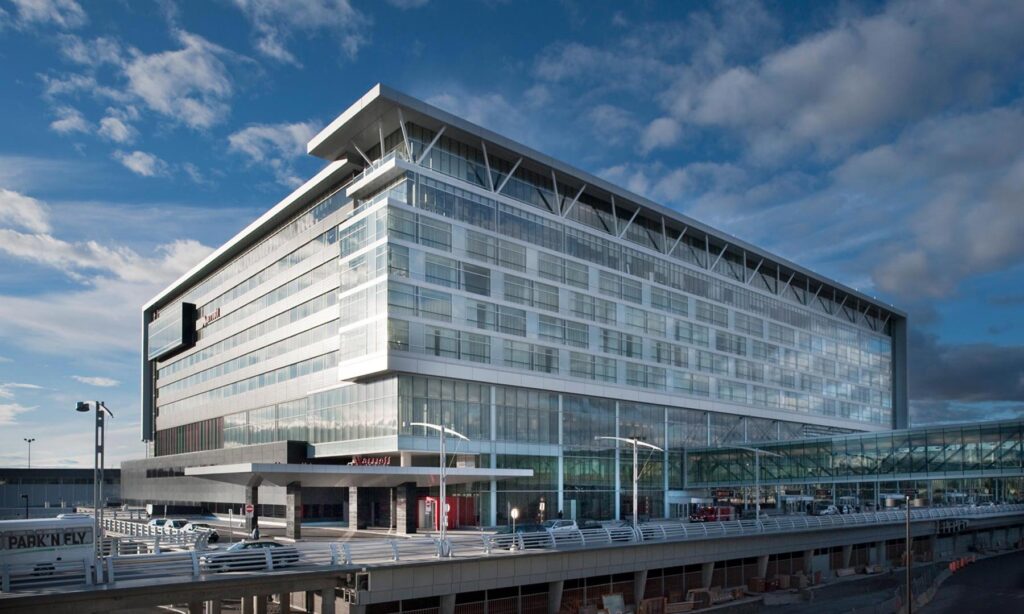 Sportplexe Pierrefonds - Group AXOR Inc.